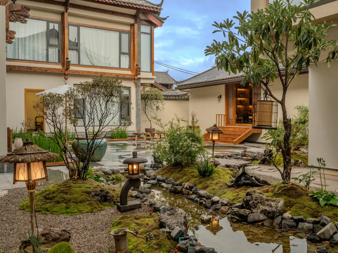 Hill Front Art Hotel - Lijiang