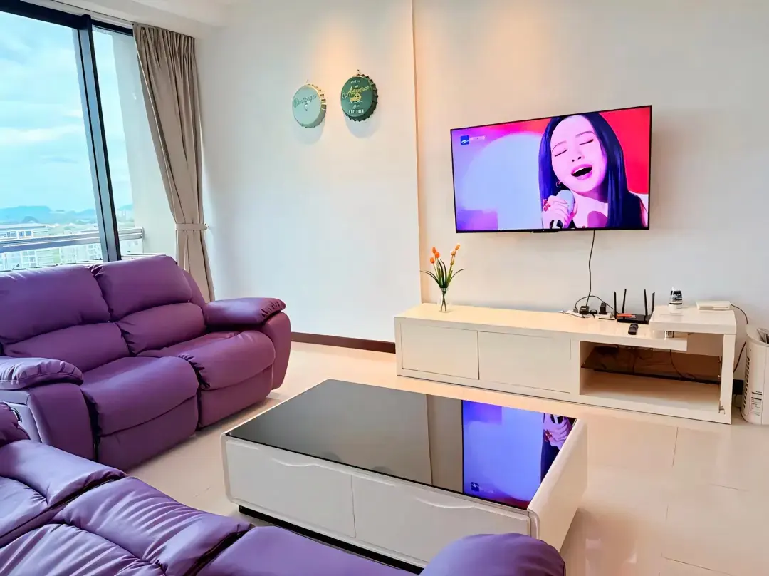 Jr Homestays 8 @Boulevard Imperial Suite (8-10pax - Sarawak