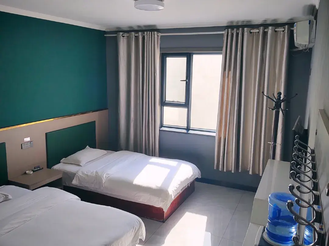 Dongcheng Hotel - Kumul