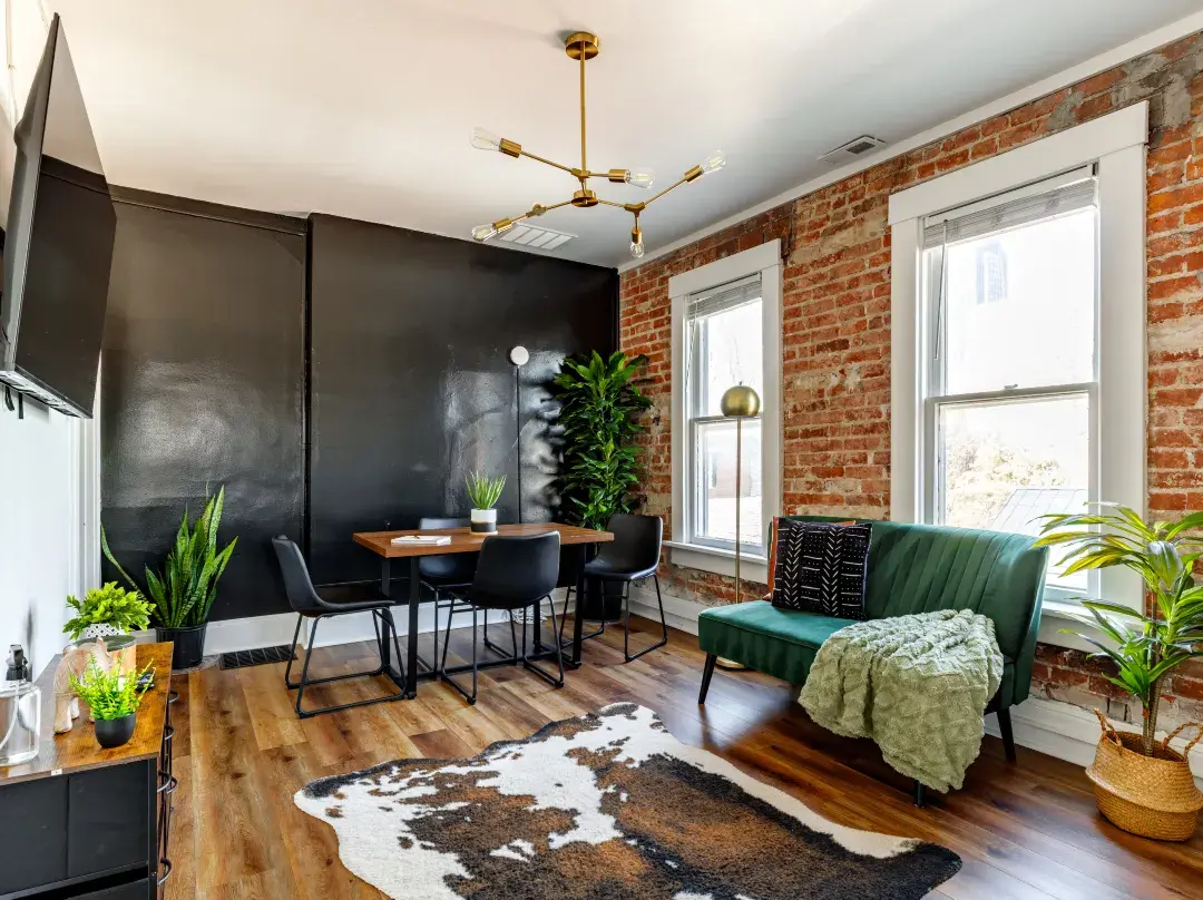 Parking Free - Convention - Short North - Pets - Grove City, OH