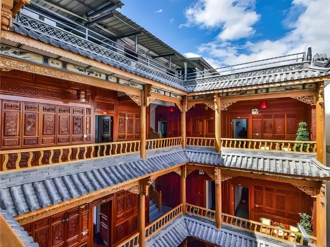 Jinbi Yayuan Hotel - Dali