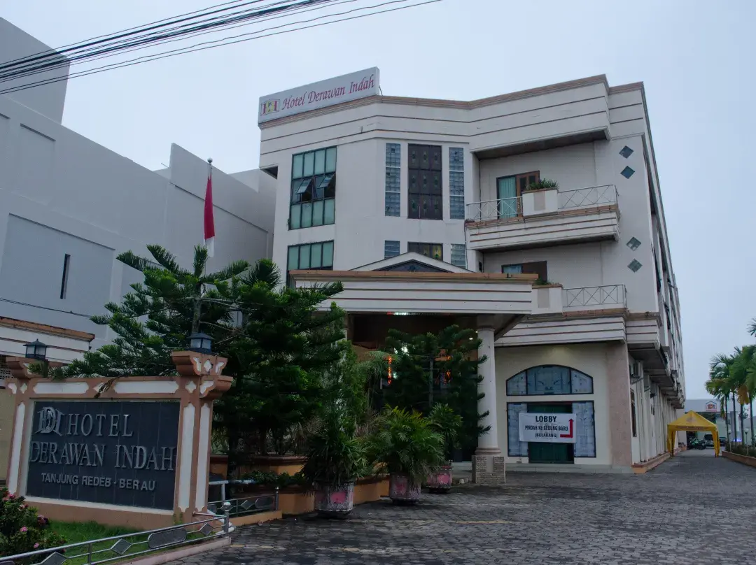 Hotel Derawan Indah - East Kalimantan