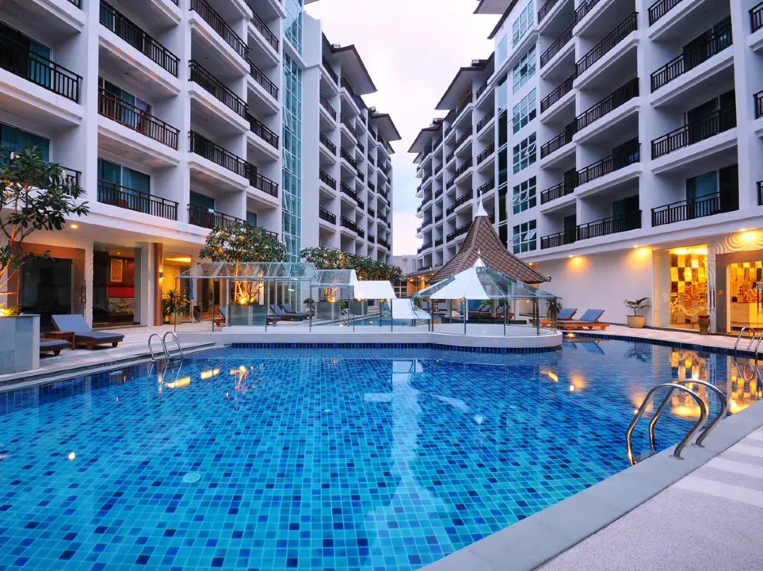 Crystal Palace Luxury Hotel Pattaya - Pattaya City