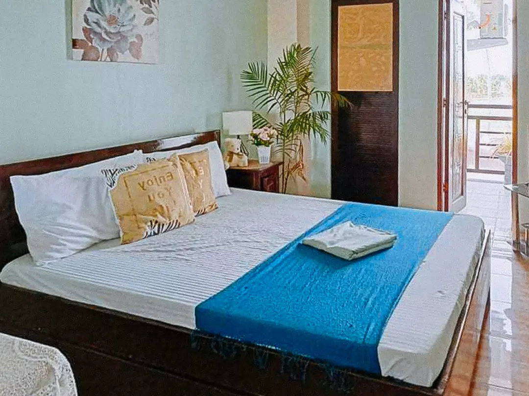 Reddoorz @ Mary Land Transient Alaminos Pangasinan - Alaminos