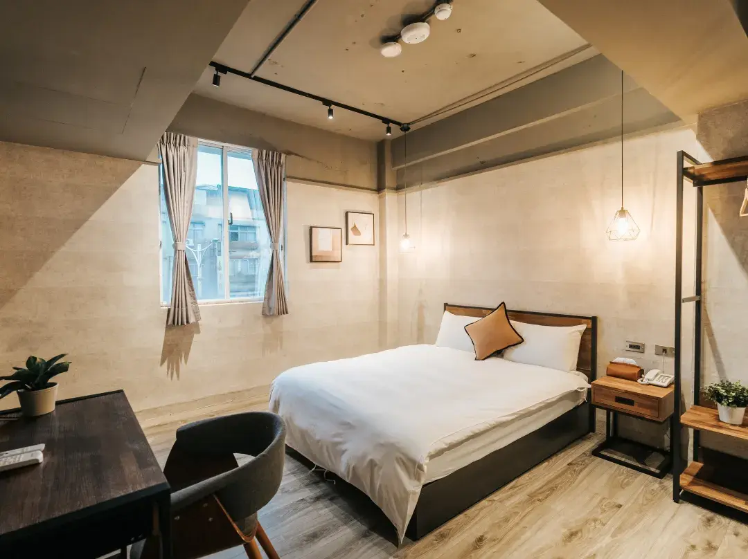 Pure Meworld Hotel - Songshan District