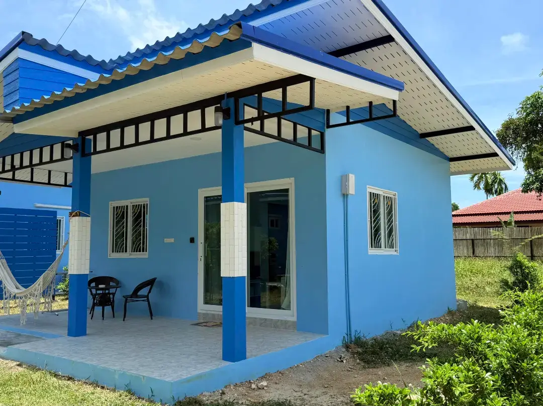 Deniz’s Temple Light - Ko Pha-ngan