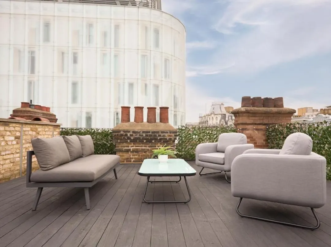 Be London - The Chinatown Residences - London