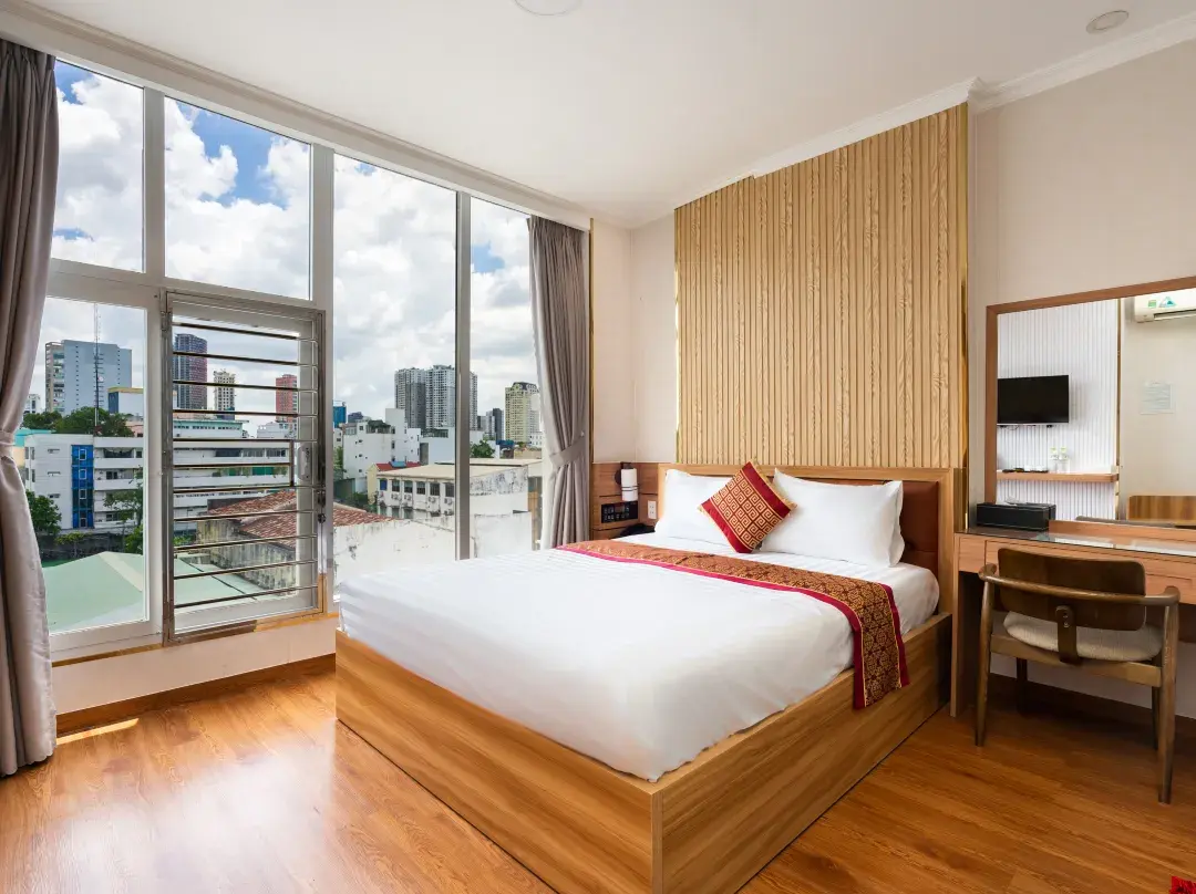Luna Hotel Saigon Center - Ho Chi Minh