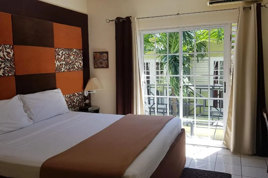 Christar Villas Hotel - Kingston