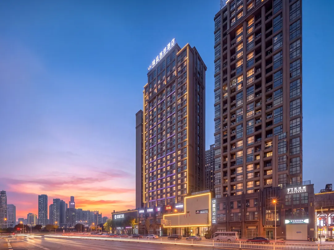 Grand Kingtown S Hotel - Chengdu