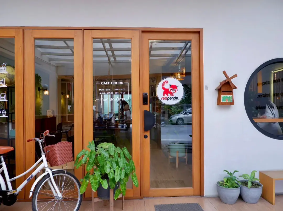 Red Panda Hostel & Cafe - Chiang Mai