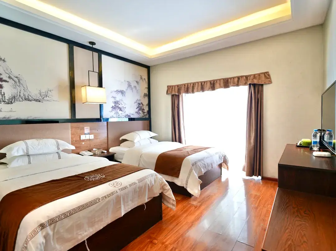 Jiwenhua Theme Hotel - Tongren