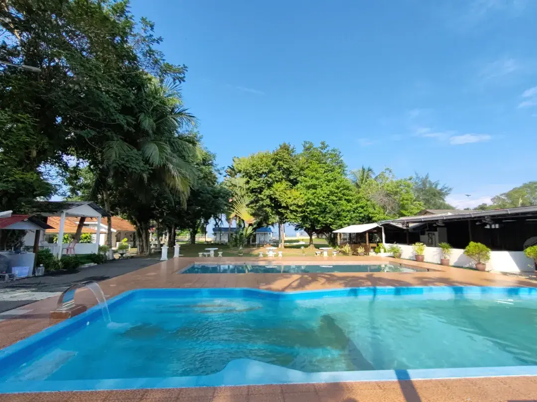 Green Town Hotels And Resorts - Port Dickson