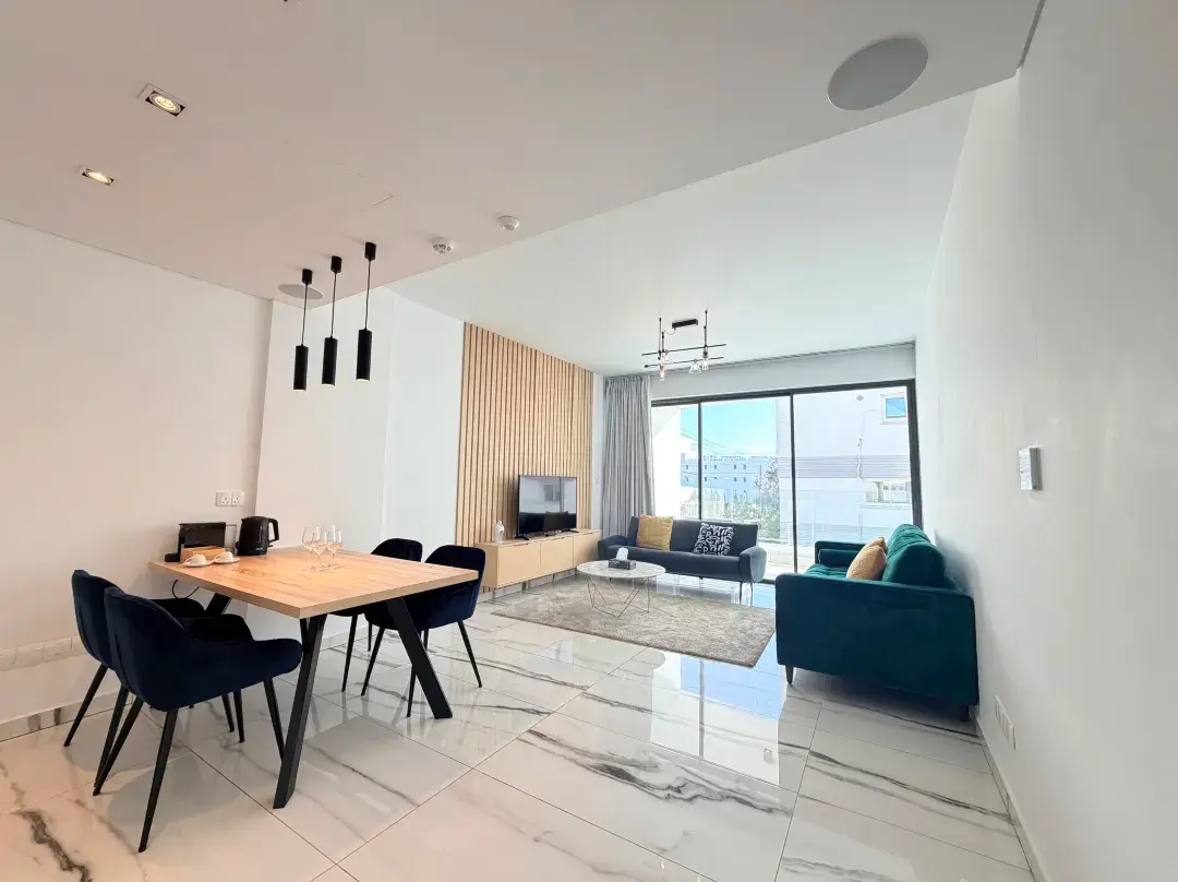 Sun Kissed Escape: Luxury Home In Paphos Cyprus - Paphos