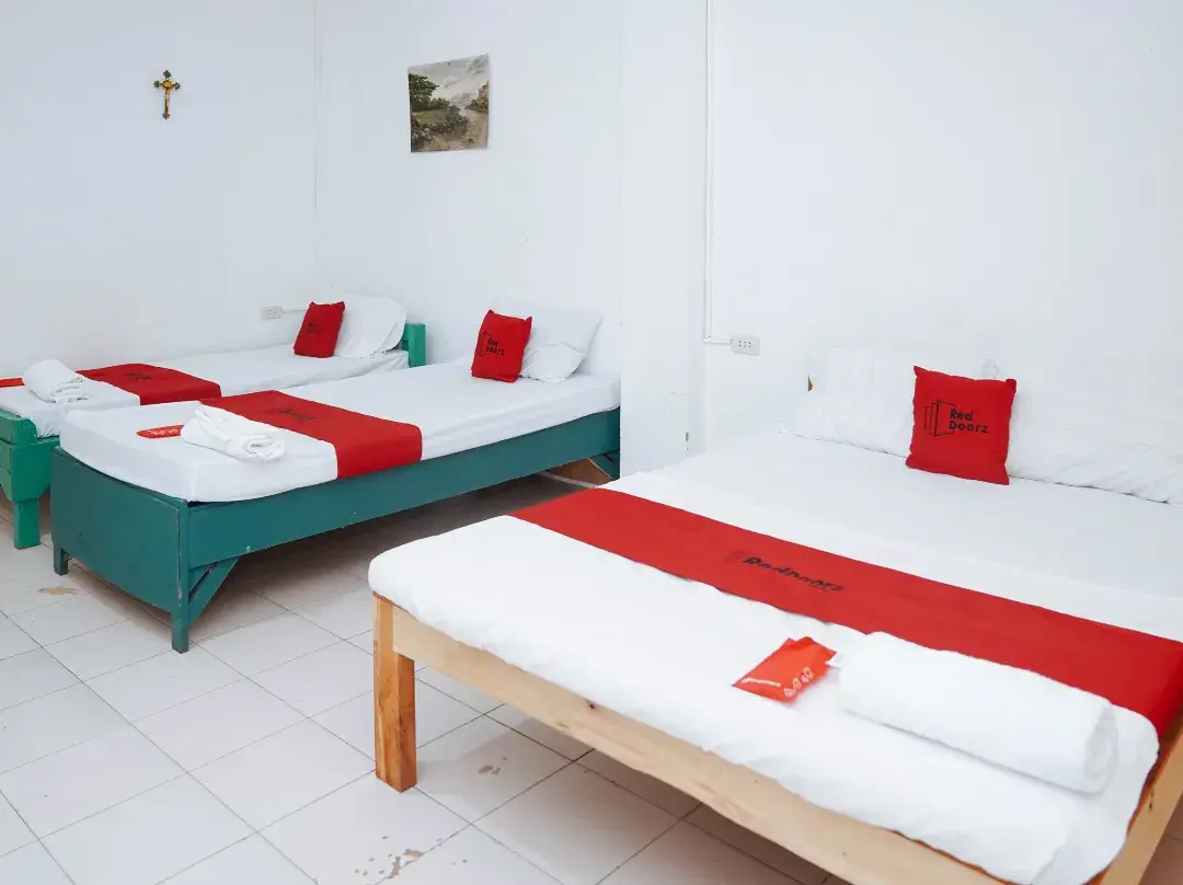 Reddoorz @ St Anthony Beach Resort - Asturias