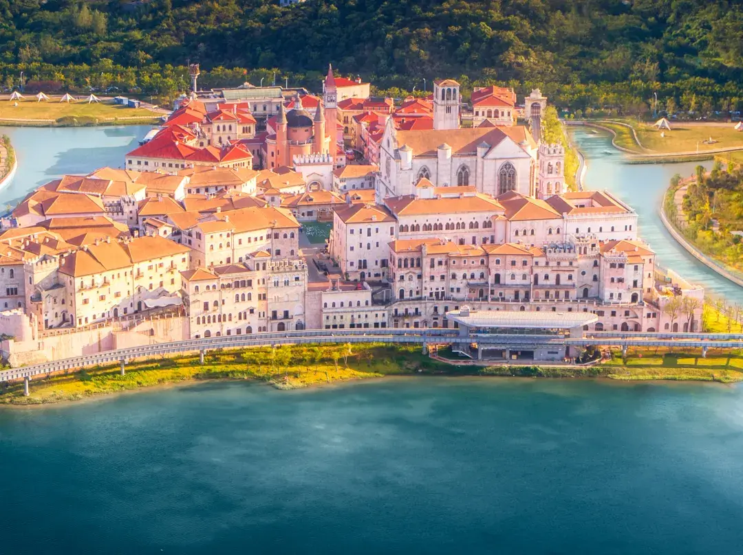 Huayi Brothers  Town Castle Hotel - Changsha