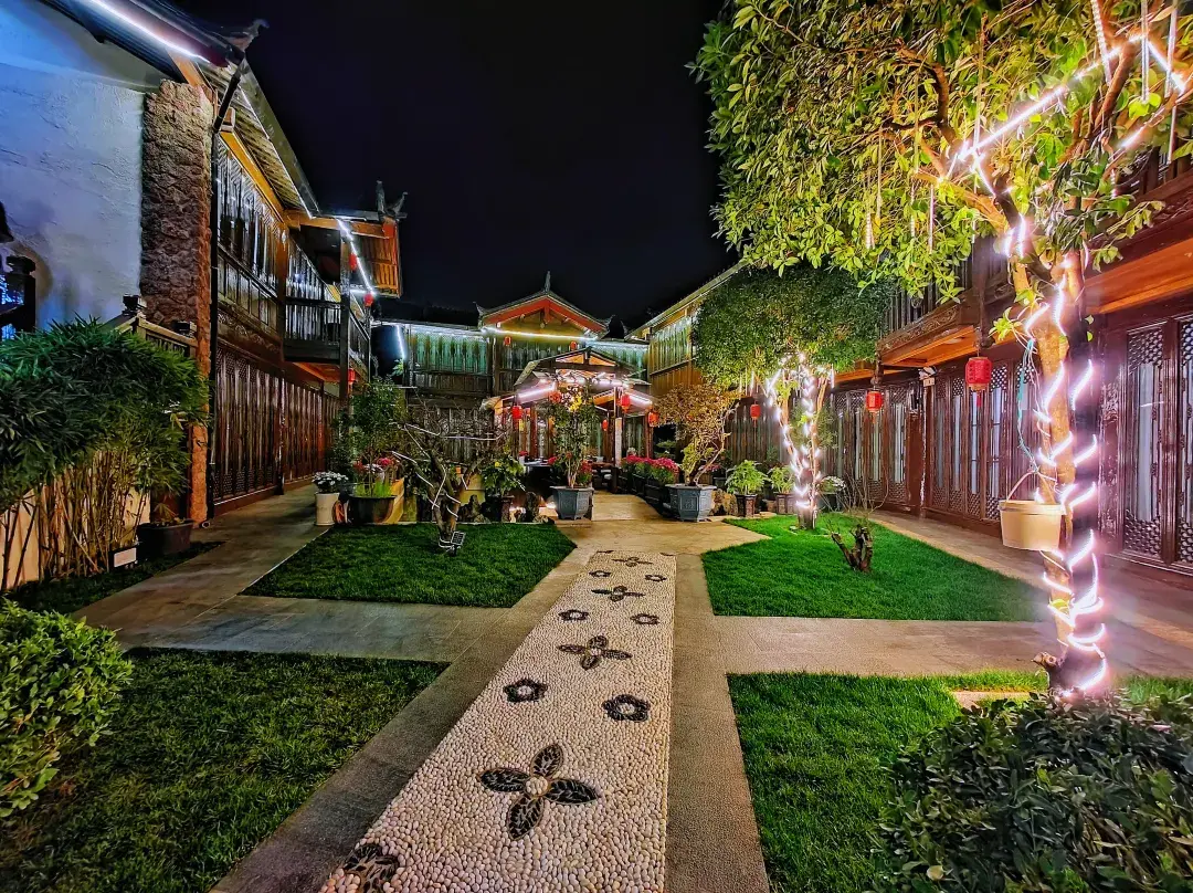 Ziguang Ruijingna Boutique Inn - Lijiang