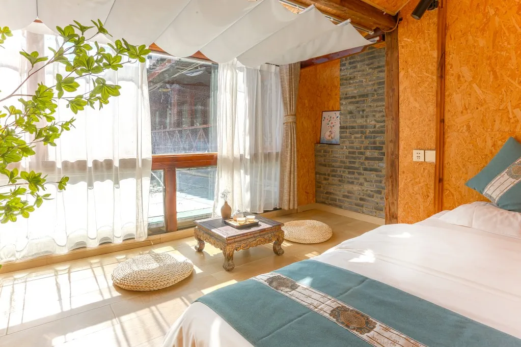 Flowers Hotel - Lijiang