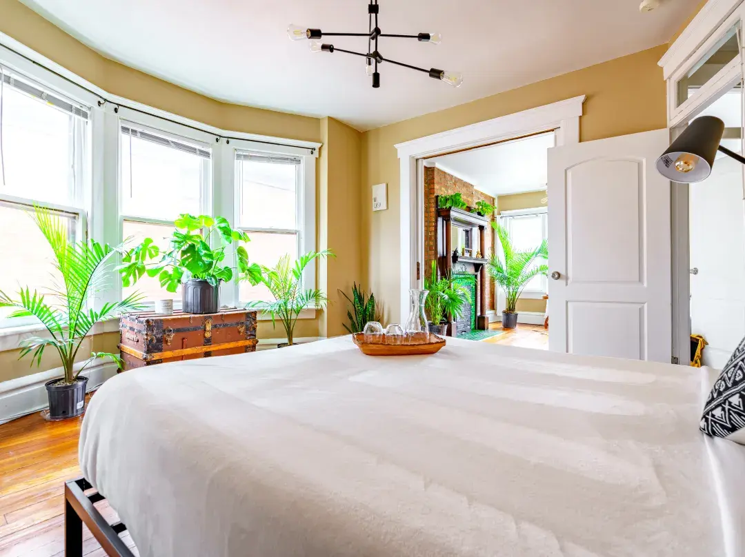 Short North - Convention - King Bed - Parking Free - Grove City