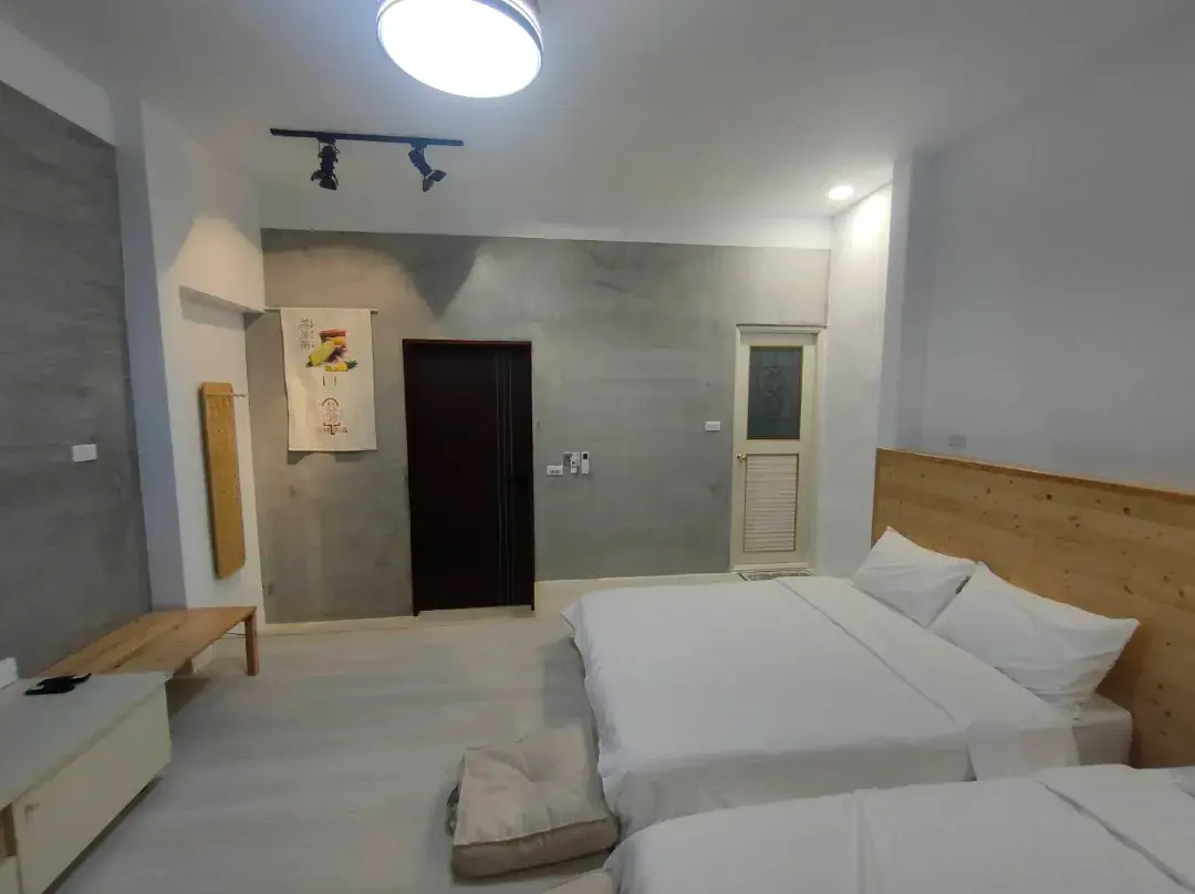 Finding Popsicle Homestay - 줘시 향