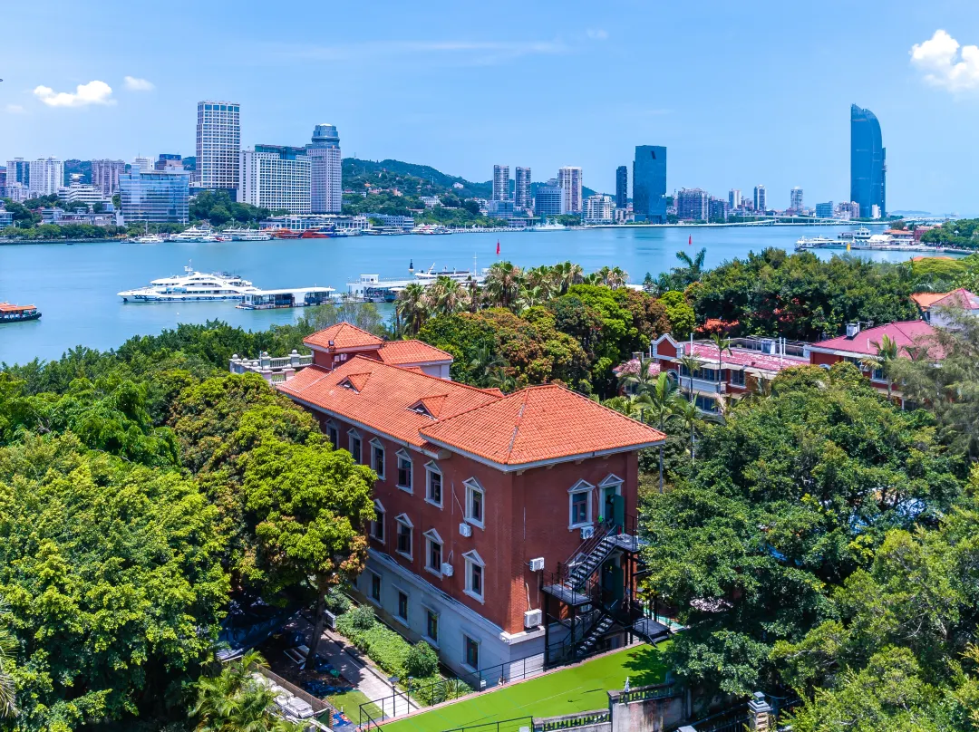 Gulangyu Baiwenxiong Hotel - 廈門市