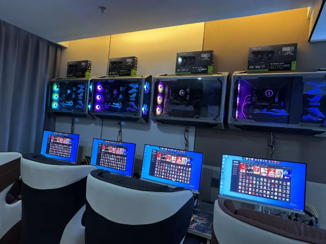 Yunqi E-sports Hotel - Deyang