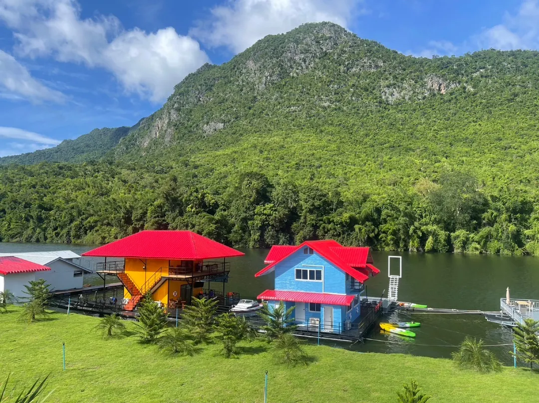 Paenaifun Resort - Kanchanaburi