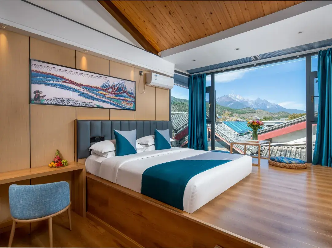 Lijiang Phoenix Health Resort Hotel - Lijiang
