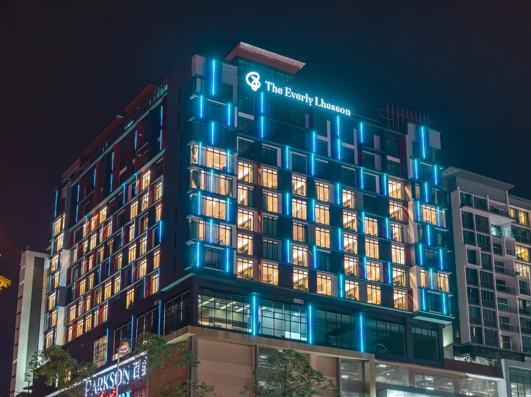 The Everly Lhesson Kuching - Kuching