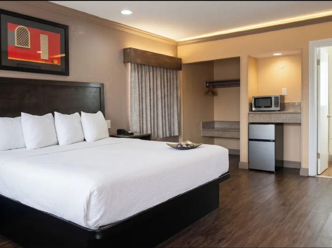 Om Park Inn And Suites El Cajon Near San Diego - レイクサイド, CA
