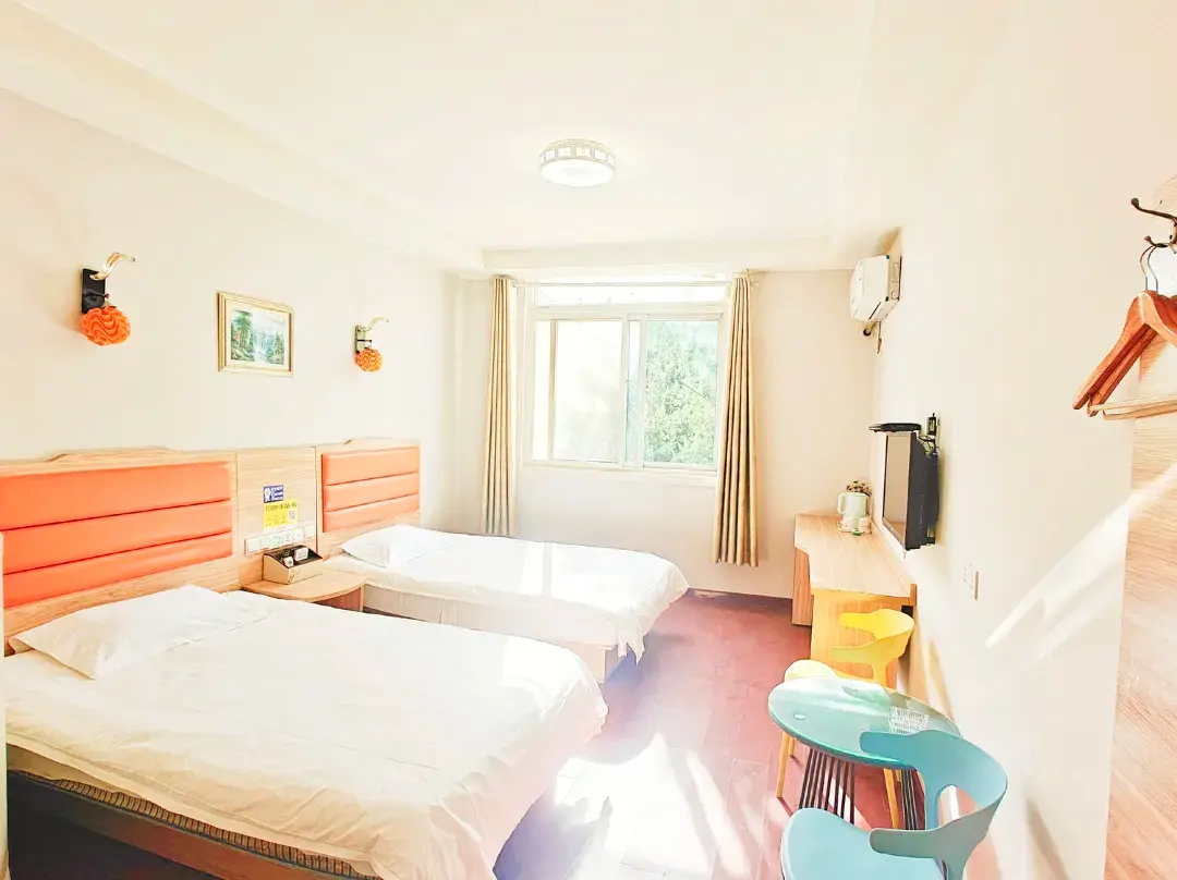 Rongqia Business Hotel - Jinan