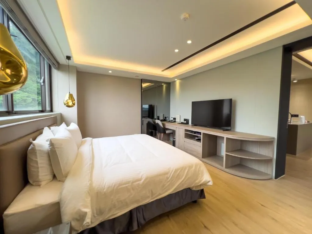 Moonshine Inn - 관시 진