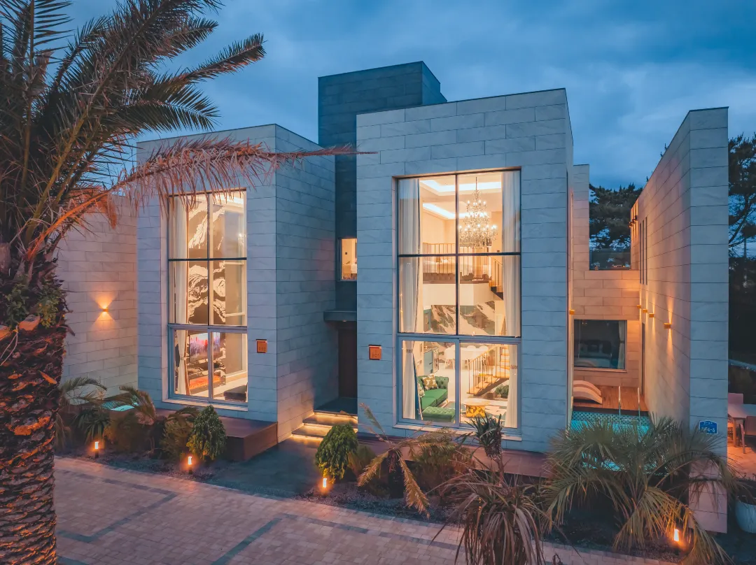Eudaimonia Pool Villa - Jeju