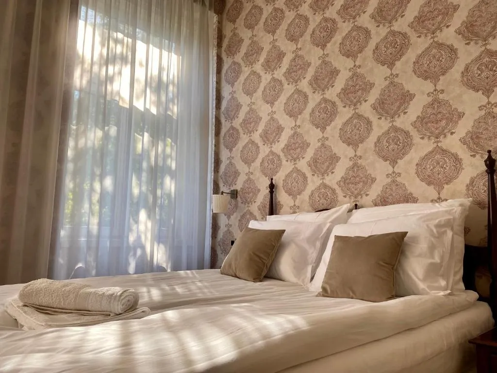 Opera16 Guestrooms - Budapest