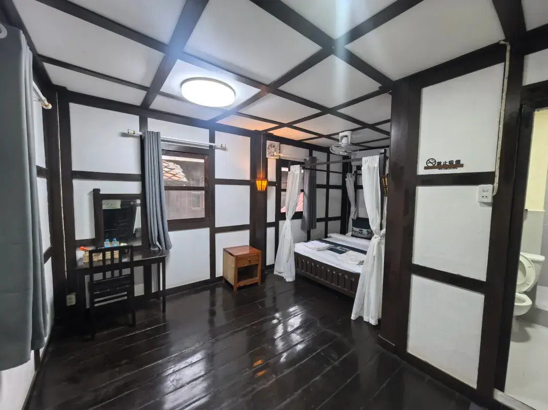 Manotemple Guesthouse - Luang Prabang