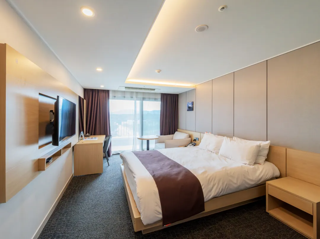 Chuncheon M83  Hotel - Chuncheon-si