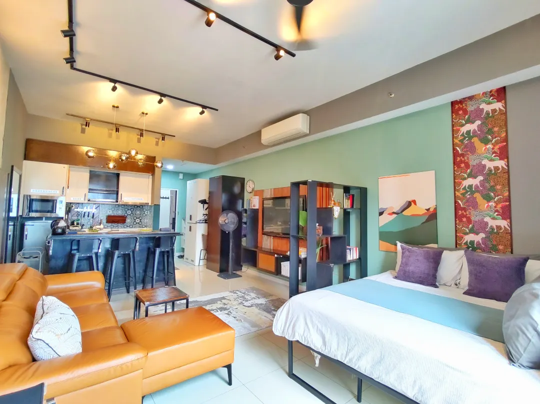 Pretty Room With Balcony Klcc View In Chamber - Kuala Lumpur