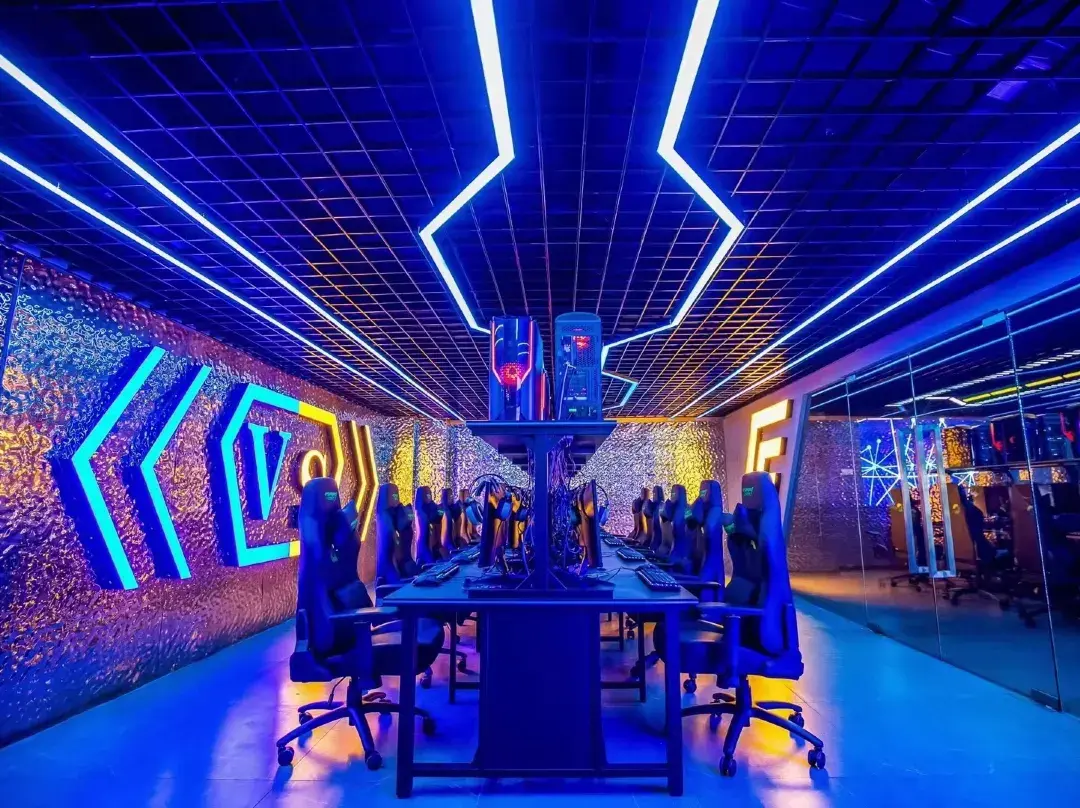 Nest E-sports Hotel - Guilin