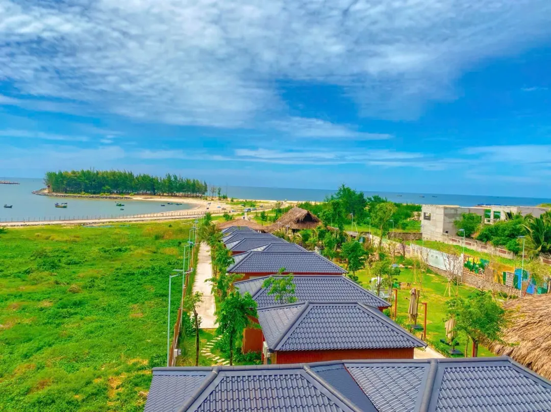 Melaka Ho Tram - Beachside Bungalows & Nature Retreat - Bình Châu