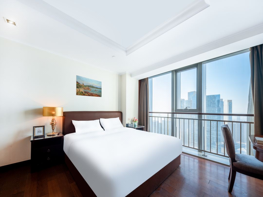 Qingdao Center Hotel and Apartment (May 4th Square) - Qingdao