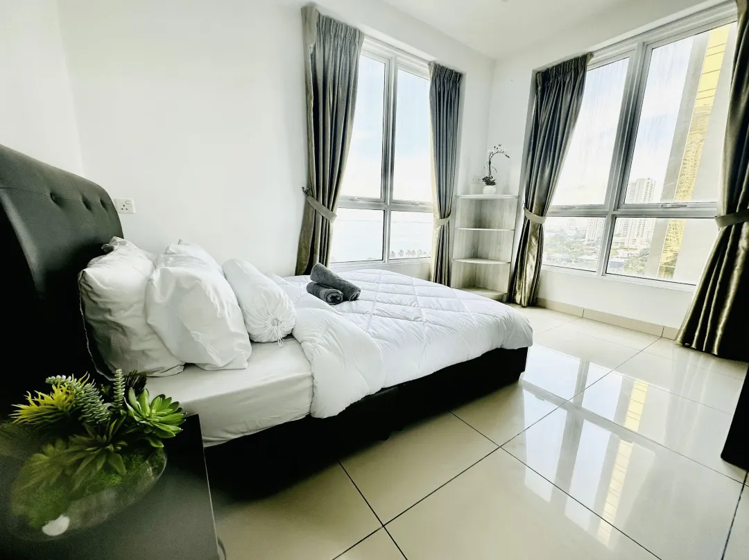 Mansion One By Garren Chan - George Town