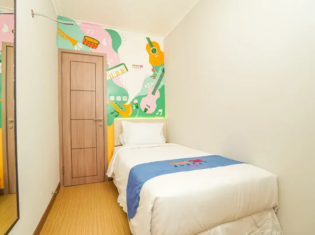 Front One Budget Bekasi - Jakarta