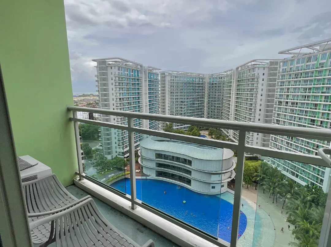 Azure Urban Resort Residences By Micasaazure77 - Taguig