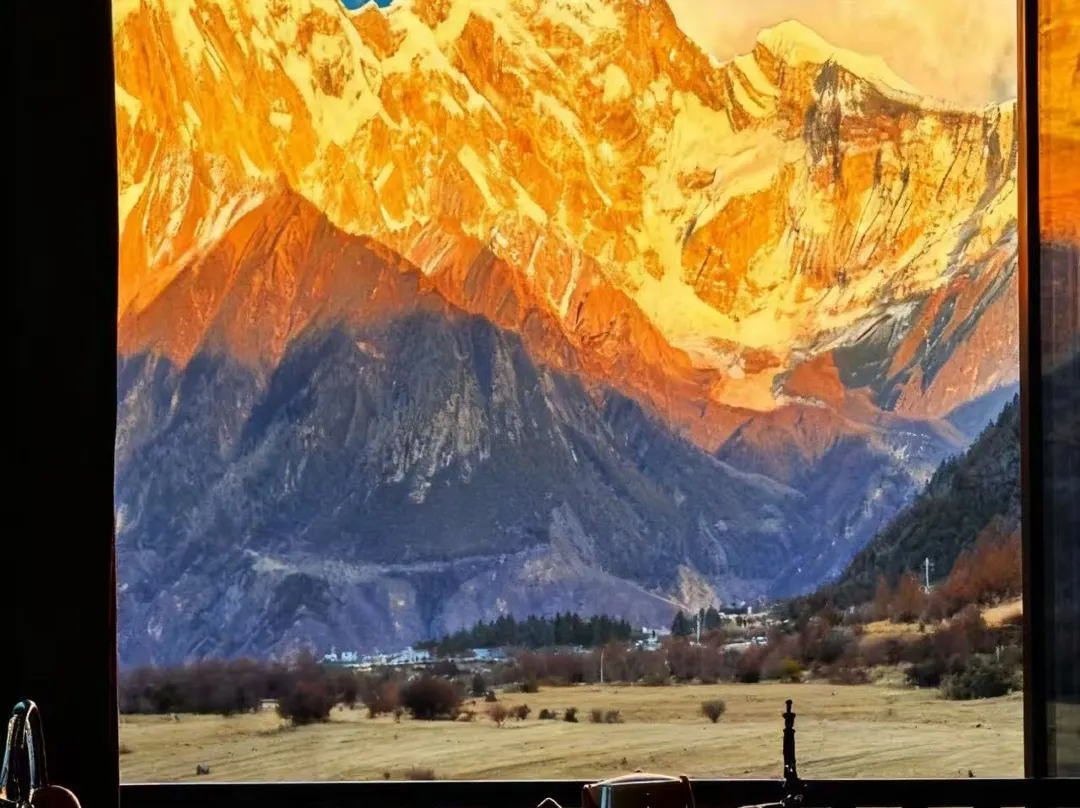 Autumn Breeze Pavilion Leisure Resort & Viewing Courtyard - Lijiang