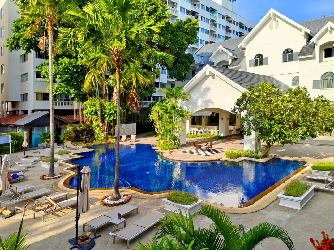 Pooh Beach Resort & Spa - Pattaya City