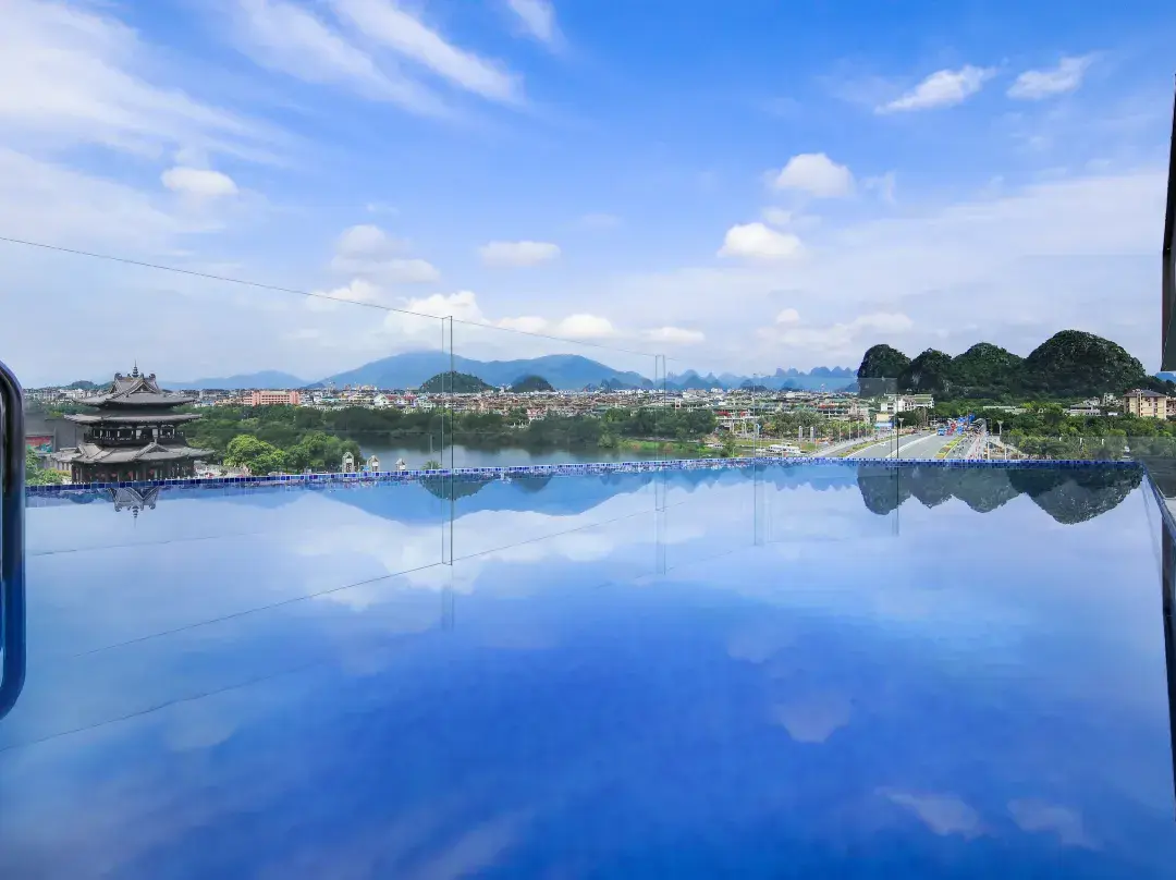 Universal International Hotel - Guilin