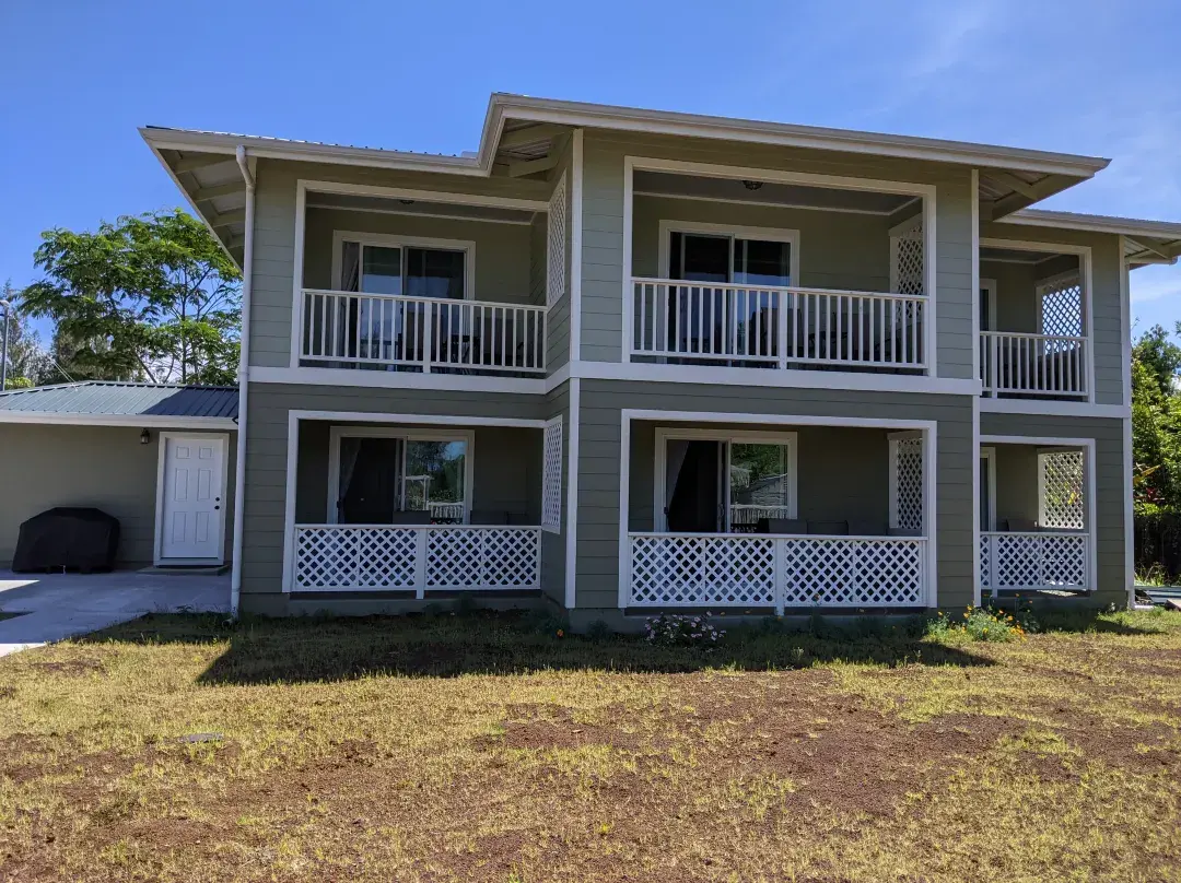 Ocean Breeze Inn - Hawaii