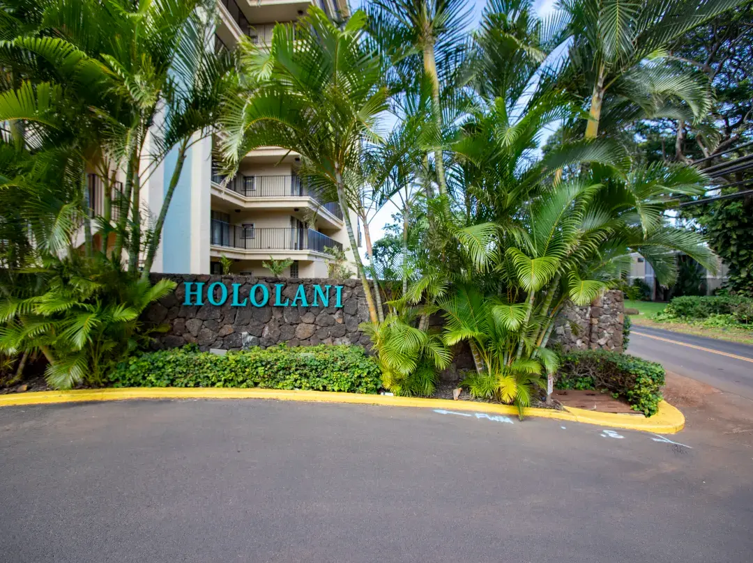 Ocean Front Hololani Resort - Maui, HI
