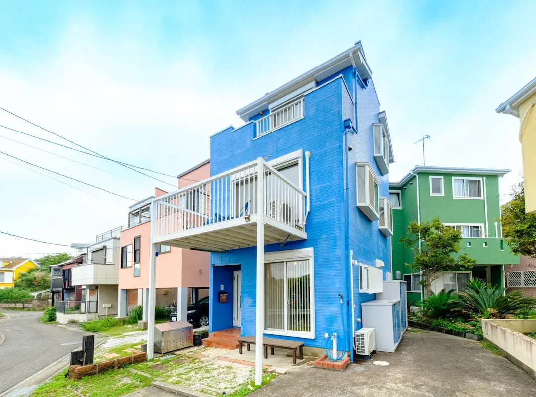 Hale Kai Akiya - Yokosuka