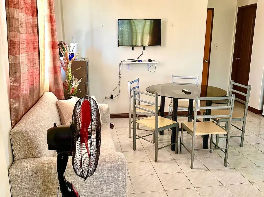 Cranberry's 2br Unit Nr Convention Center #1 - Iloilo City